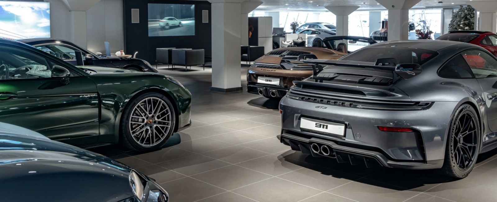 Officieel Porsche dealer in de regio Leusden en Utrecht - Porsche ...